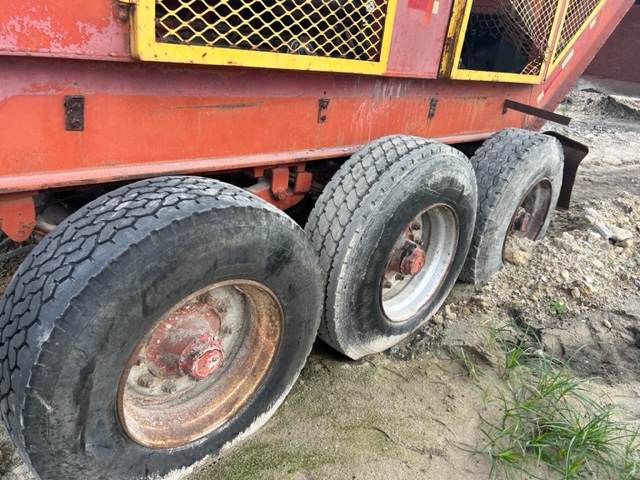 1999 EXTEC 3086 Shredder-SOLD – Big Stuff Equipment Sales