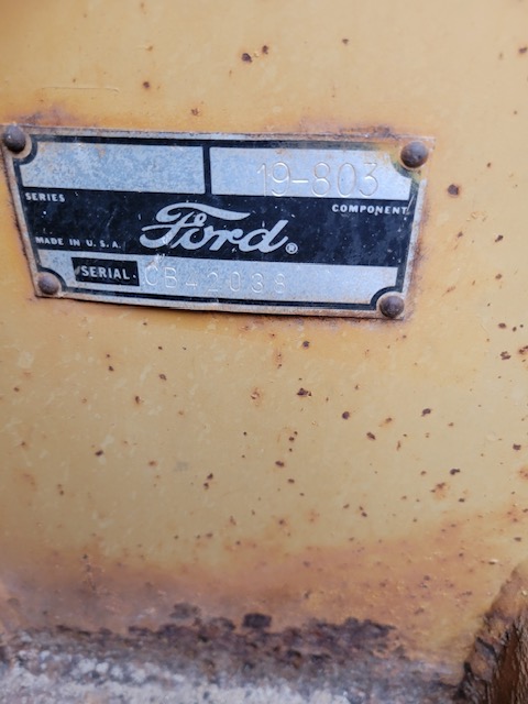 Ford 555A Backhoe – Big Stuff Equipment Sales